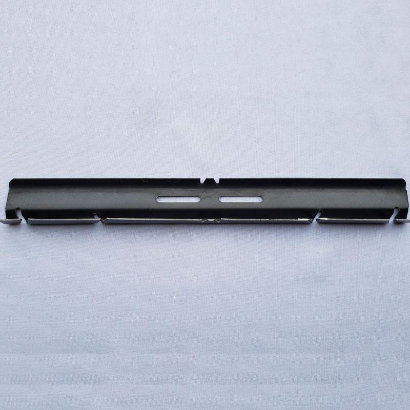 Metal crossarm, L-Style, 16" x 14 gauge - A&J Vineyard Supply Inc.