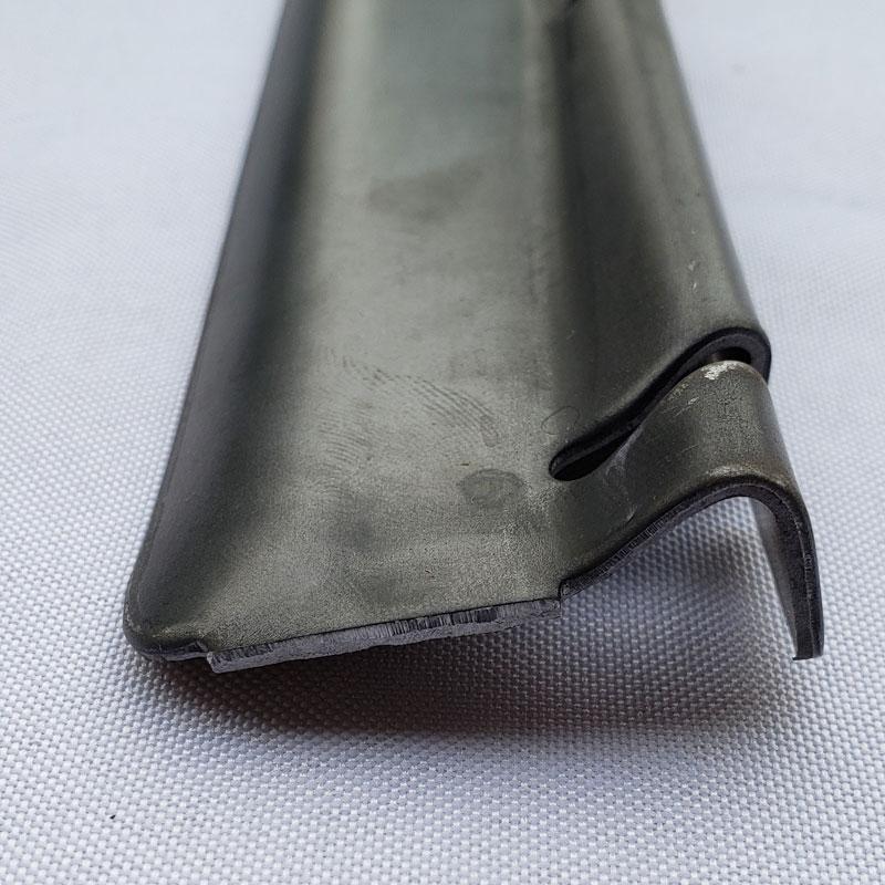 Metal crossarm, L-Style, 18" x 14 gauge - A&J Vineyard Supply Inc.